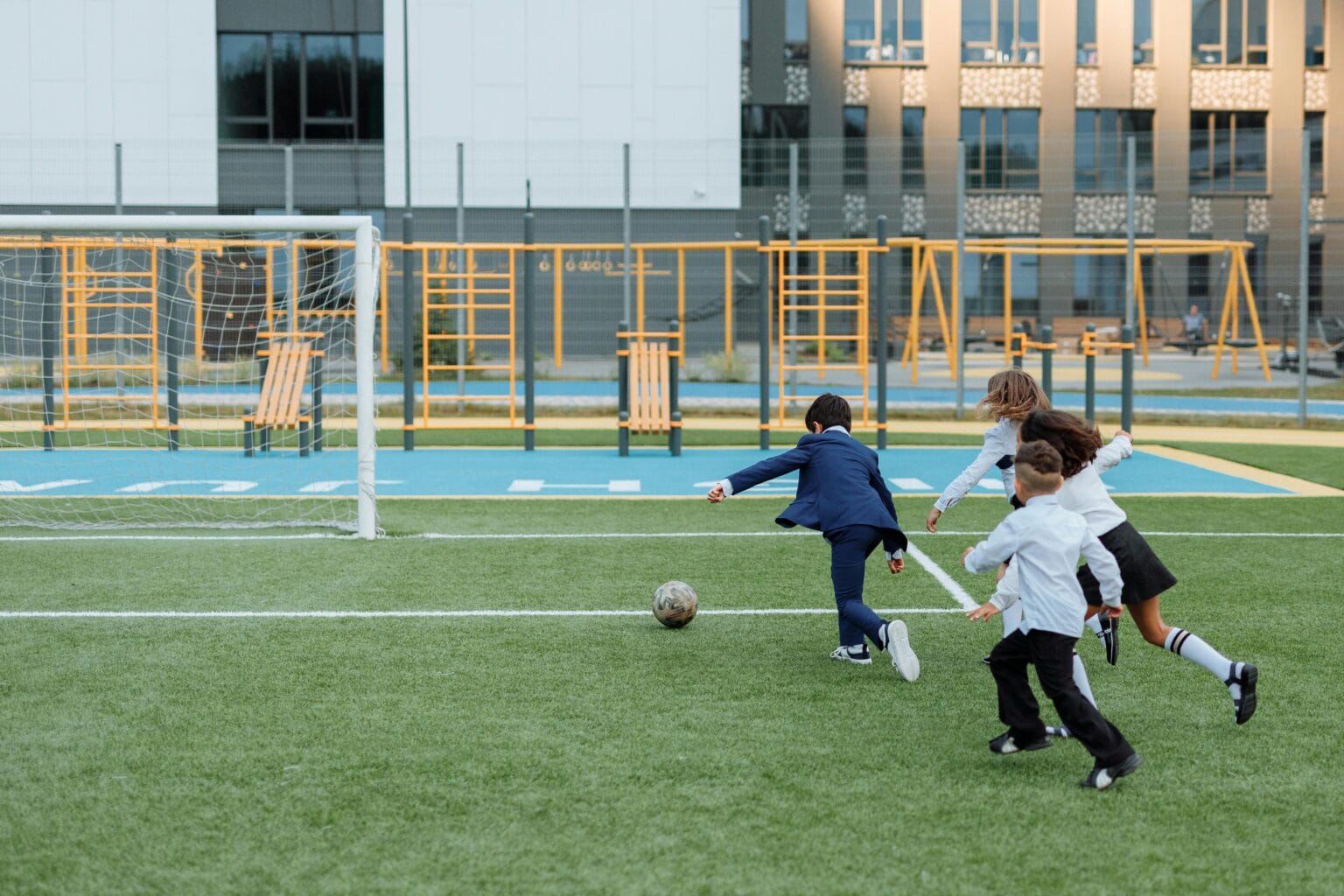 How I created a nurturing playground in my infant school - nurtureuk